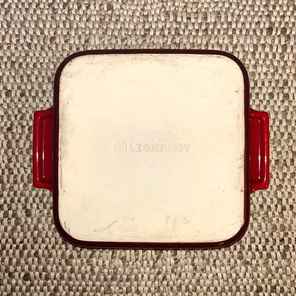 Le Creuset | Kitchen | Red Le Creuset Stoneware Square Baking Dish With ...